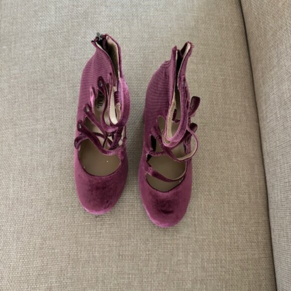 JustFab | Shoes | Just Fab Purple Velour Shoes Size 8 | Poshmark